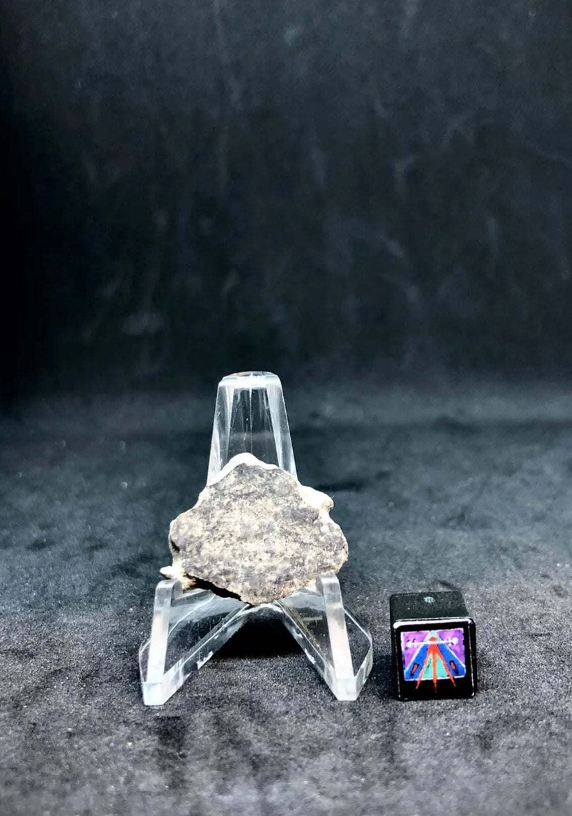 1.7g NWA 14526 Lunar Mare Basalt - An Ultra Rare Meteorite From Deep W ...